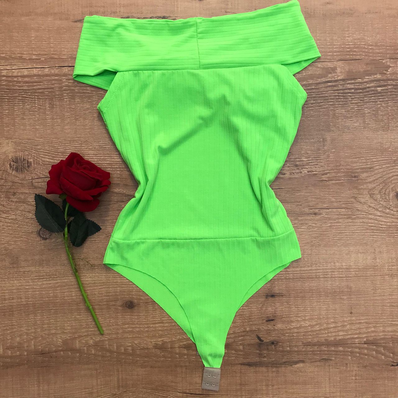 BODY CANELADO DECOTE X VERDE NEON - Dondoca Moda Feminina Dondoca Moda ...