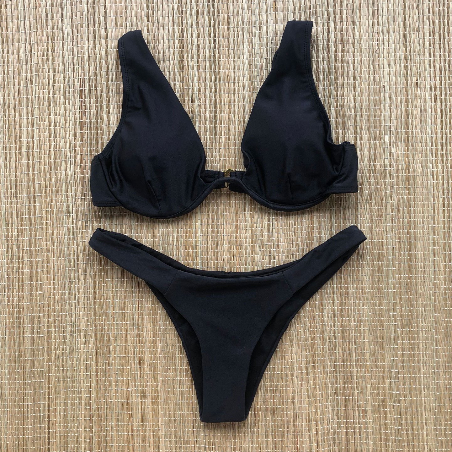 Biquíni Com Aro Alça Larga Preto - Dondoca Moda Feminina Dondoca Moda ...