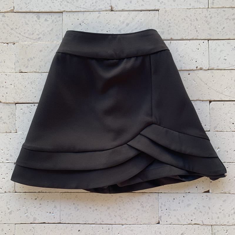 SHORT SAIA ALFAIATARIA TRANSPASSADO LUXO PRETO Dondoca Moda Feminina